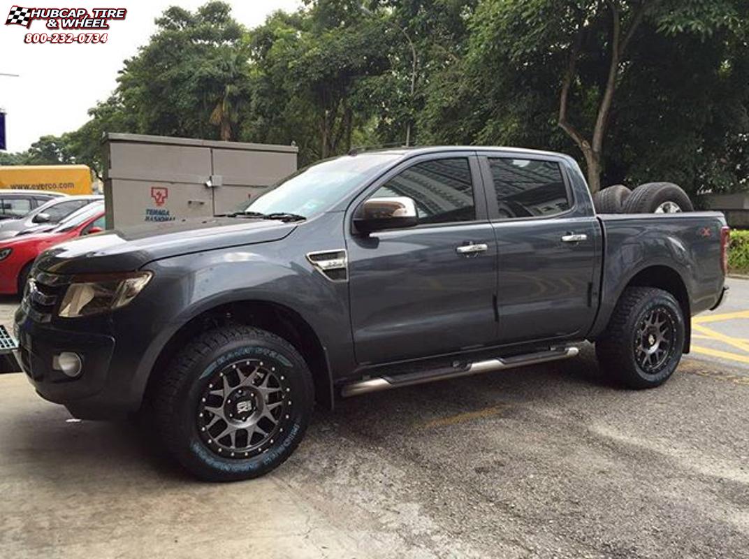 Toyota Hilux XD Series XD127 Bully Matte Gray and Black Ring